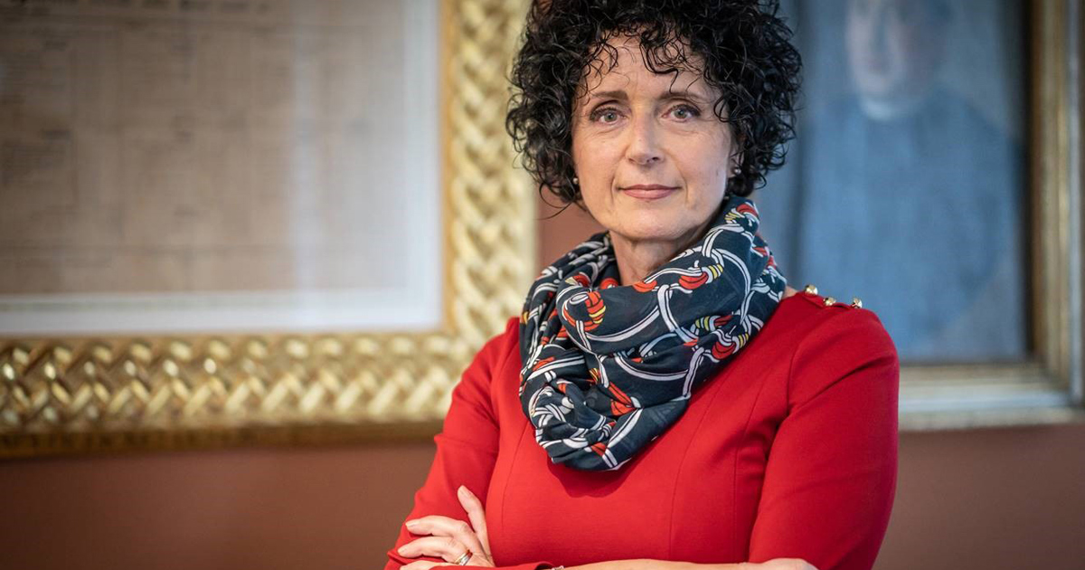 Concetta Marcucci: la nostra banca è davvero differente - BCC Abruzzi e ...